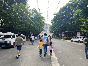 Escape Manila’s bustle and experience Baclaran’s redemptorist church ...